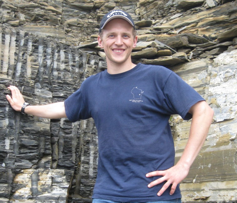 Oxygen levels link to ancient explosion of life, researchers find - The ...