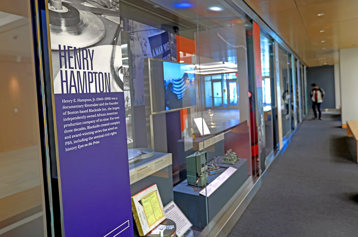 Olin Library opens new museum-quality exhibit spaces - The Source - WashU