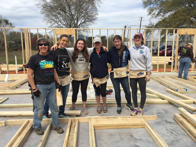 Students to build homes, make connections - The Source - WashU