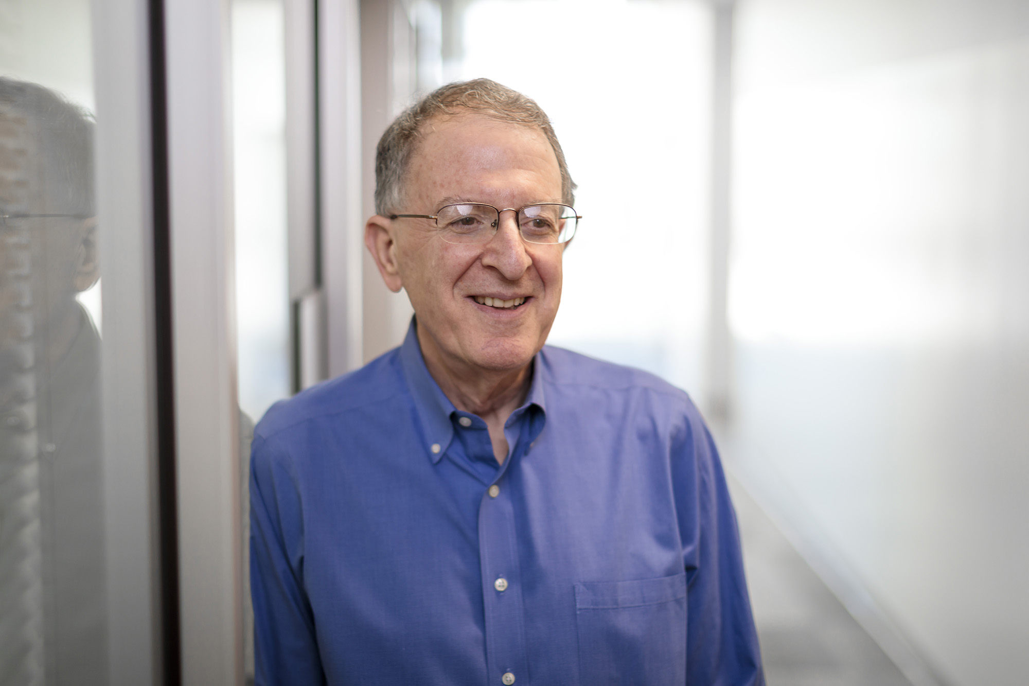 Gordon receives British Royal Society’s highest honor - The Source - WashU