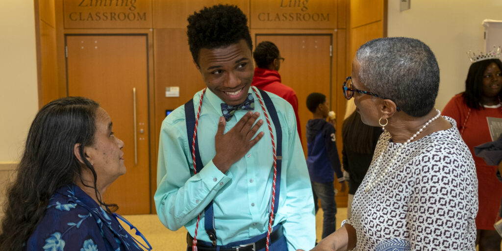 Washington University announces local College Prep scholars - The ...