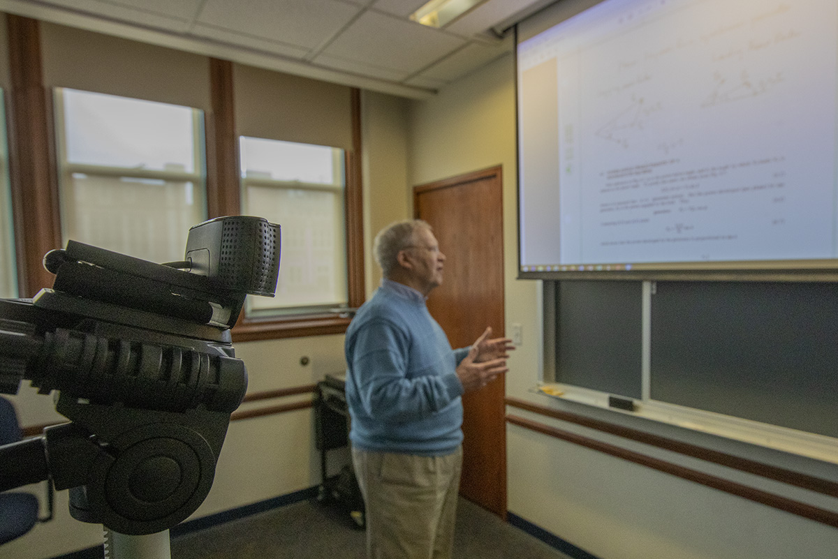 Faculty adjust to online instruction with help from Center for Teaching ...