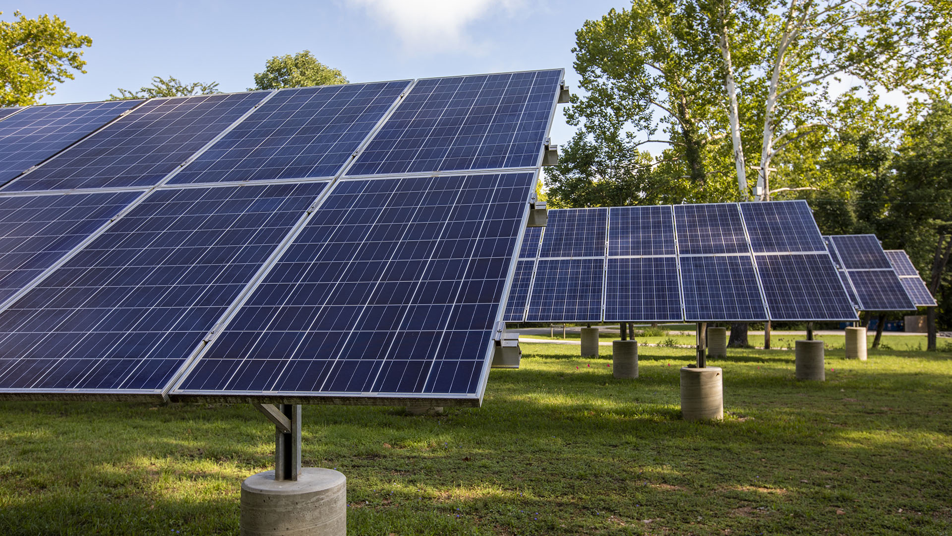 Doing the math on a solar-powered future - The Source - WashU