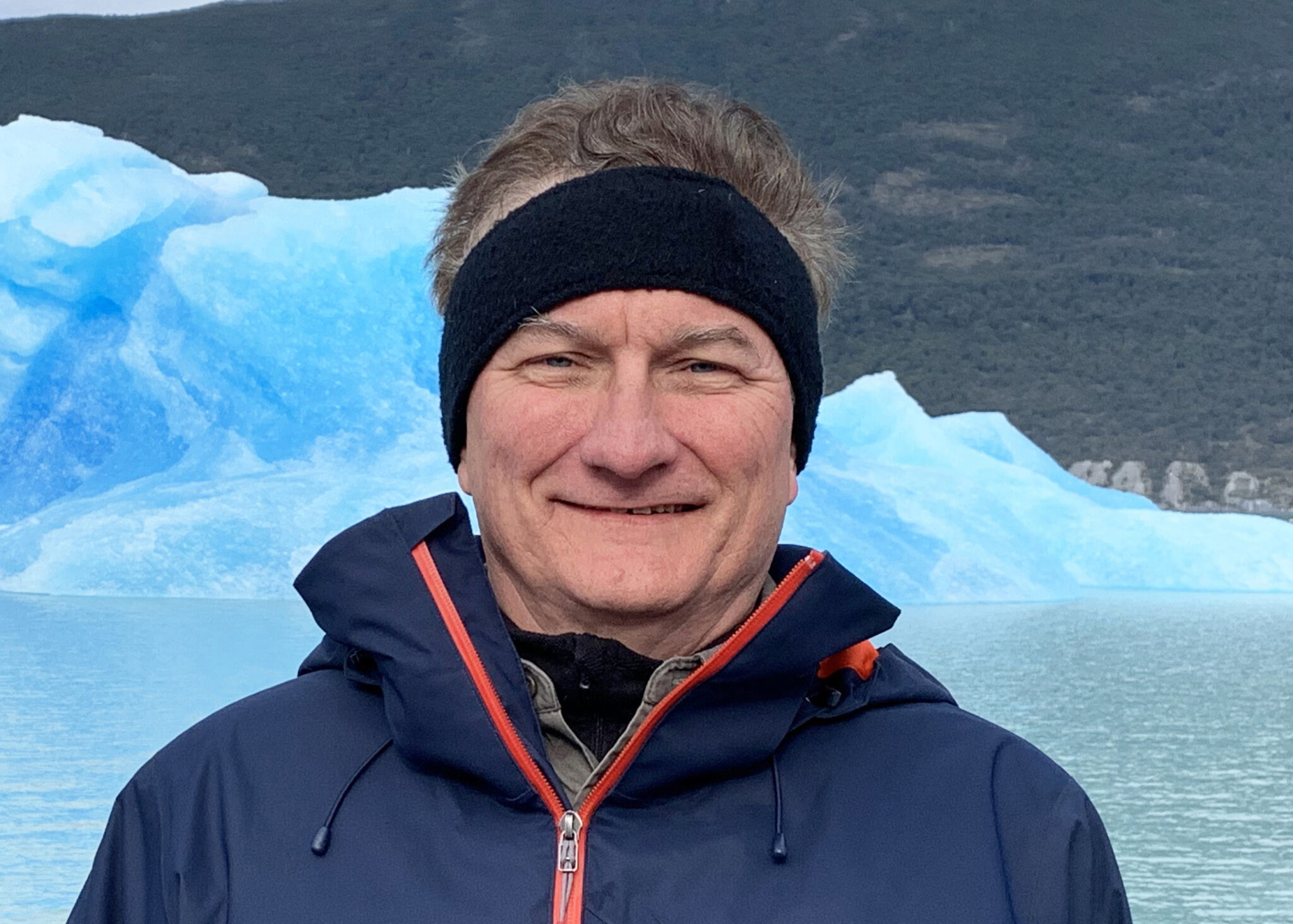 Largest ice shelf in Antarctica lurches forward once or twice each day ...