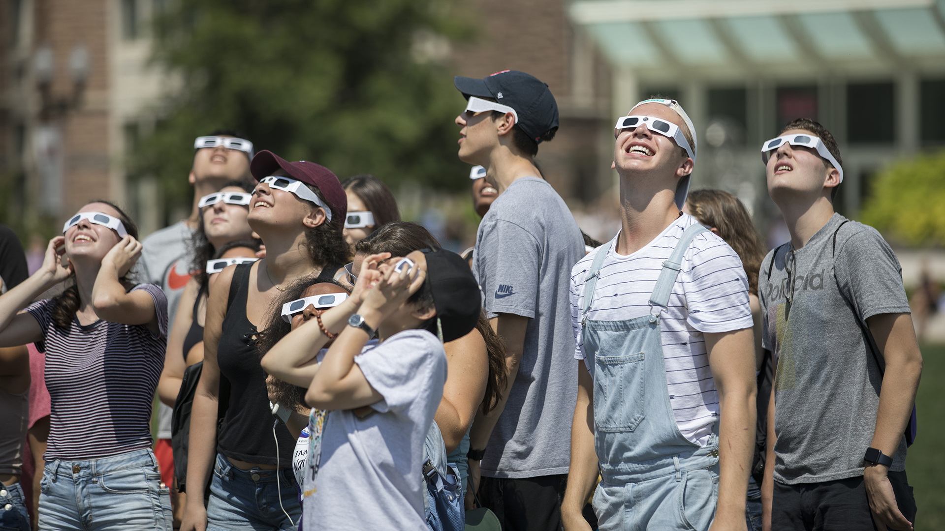 Media advisory: WashU experts in path of totality on eclipse day - The ... Media advisory: WashU experts in path of totality on eclipse day - The ...
