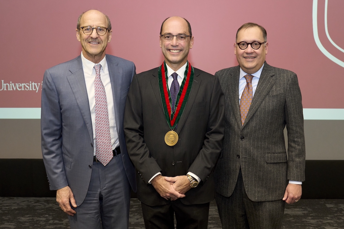 Goldfarb installed as inaugural Gelberman professor - The Source - WashU