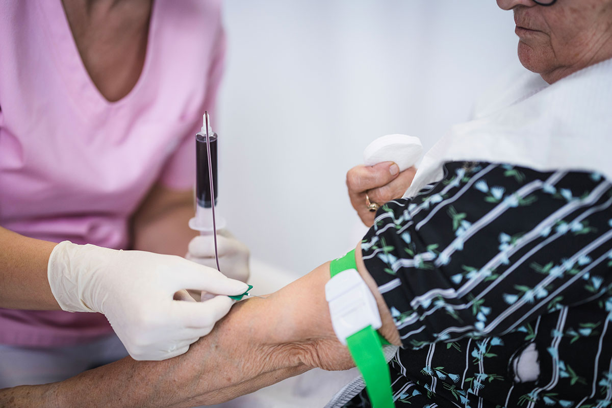 Accuracy of diagnostic blood tests for Alzheimer’s disease varies - The ...