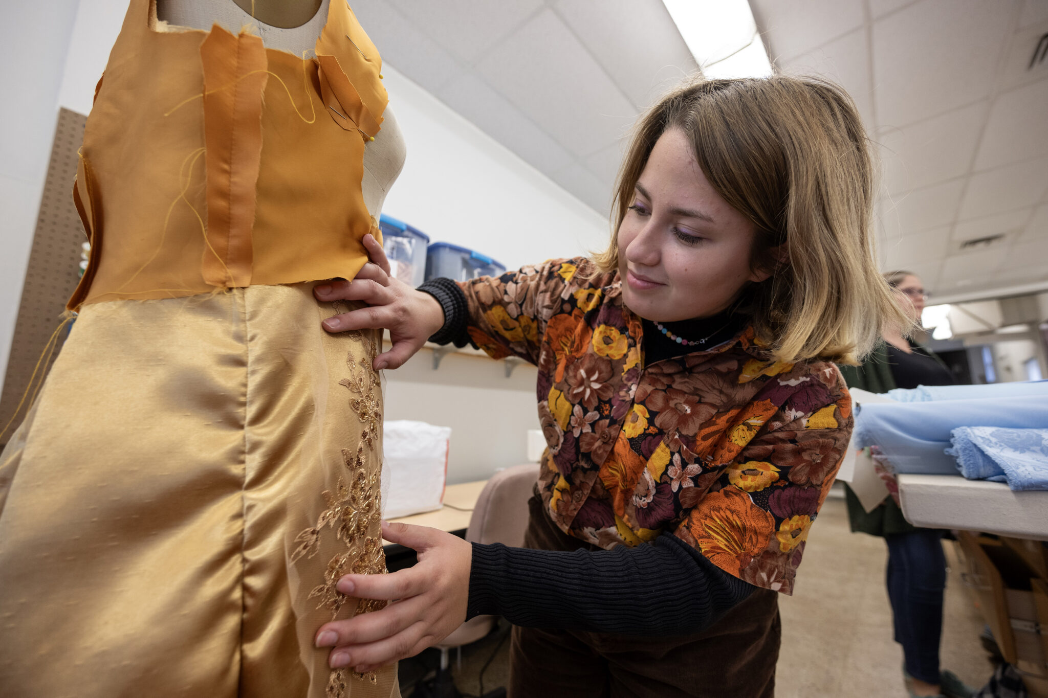 Ball gowns and running shoes - The Source - WashU