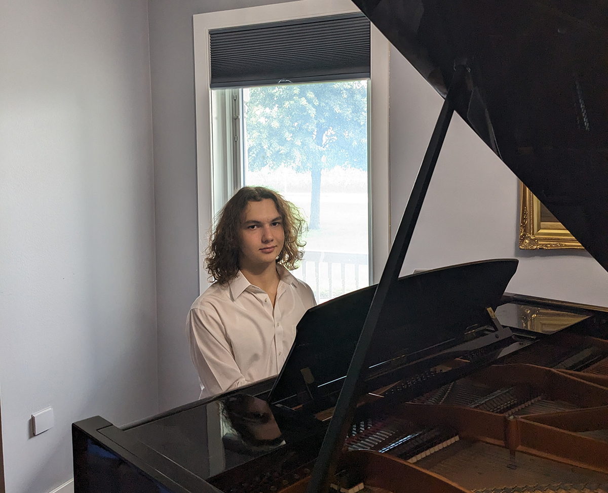 Obituary: Ardan Carlisle, first-year student in Arts & Sciences, 18 ...