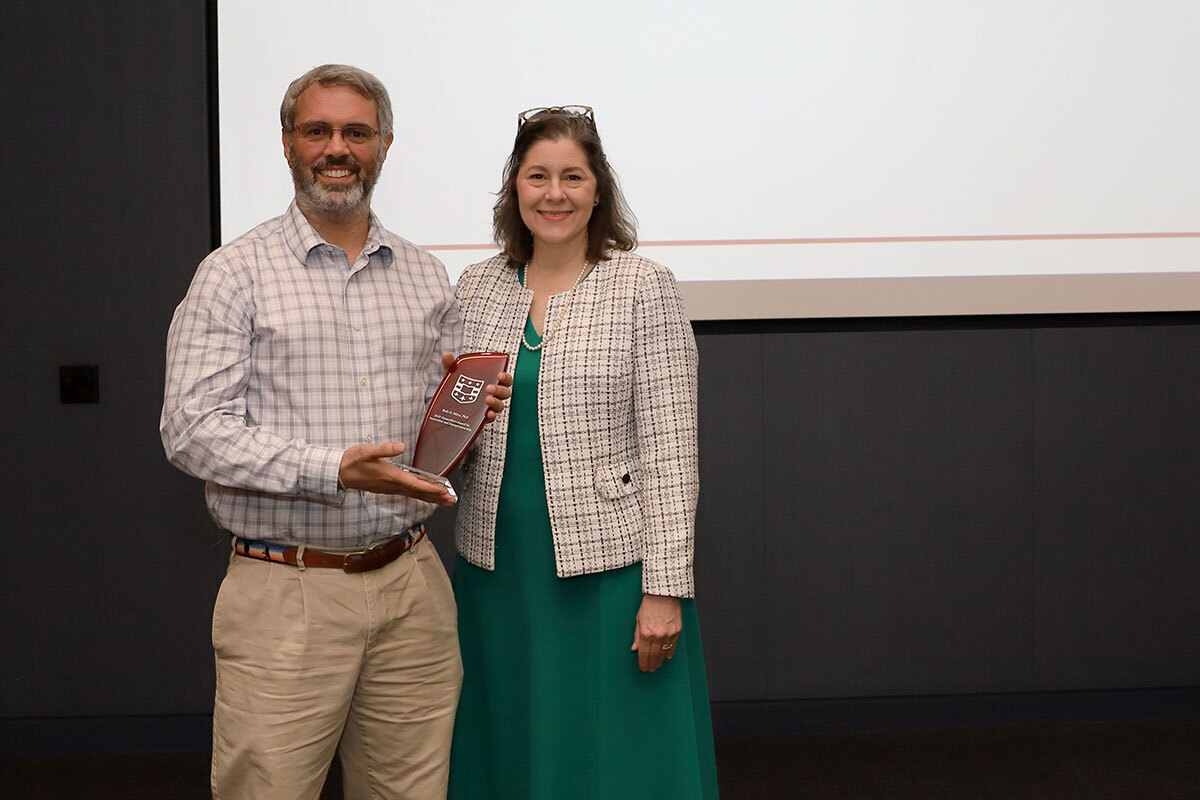 Mitra receives innovation award - The Source - WashU